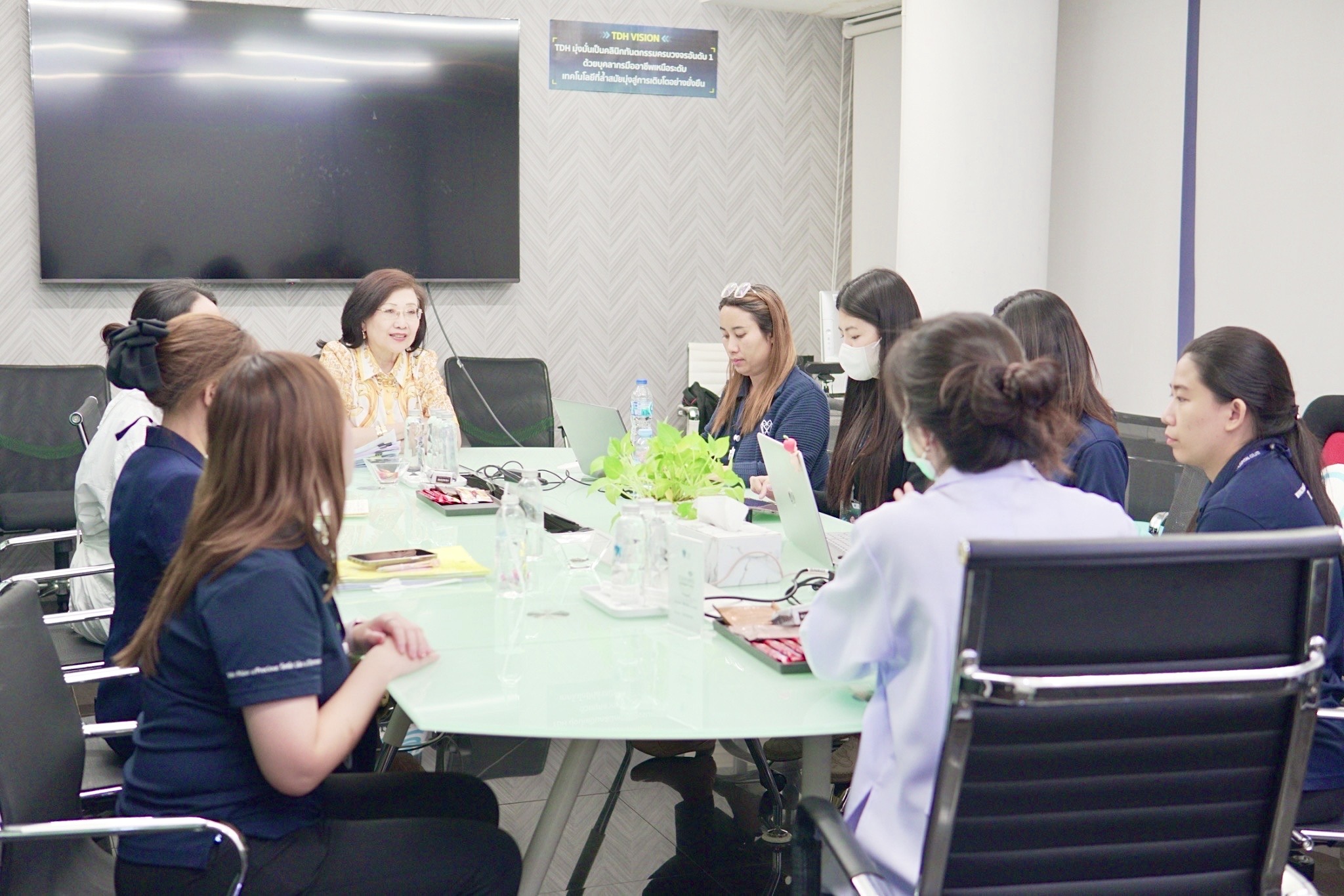 Thonglor Dental Hospital Co., Ltd. has conducted the first Internal ...